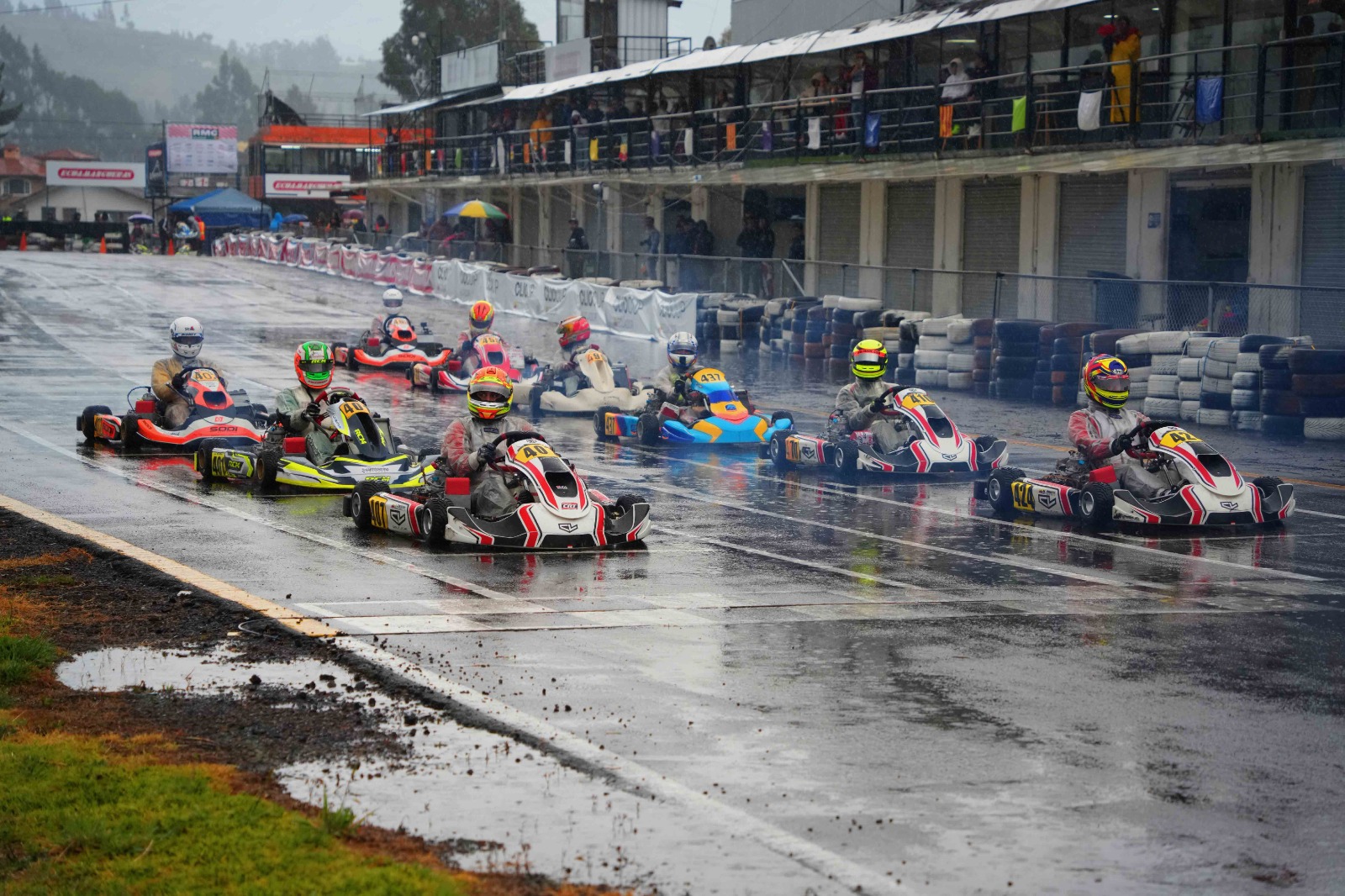 Una fuerte lluvia fue protagonista en la definición de la segunda ...
